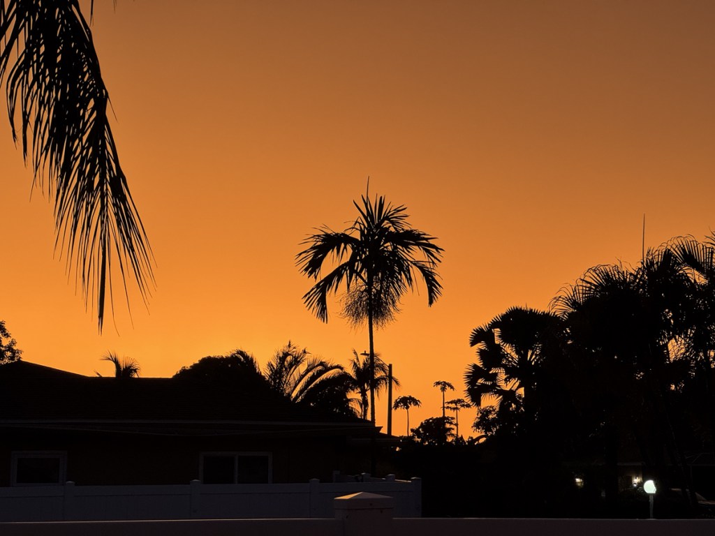 Orange Sky at Night – pamibe